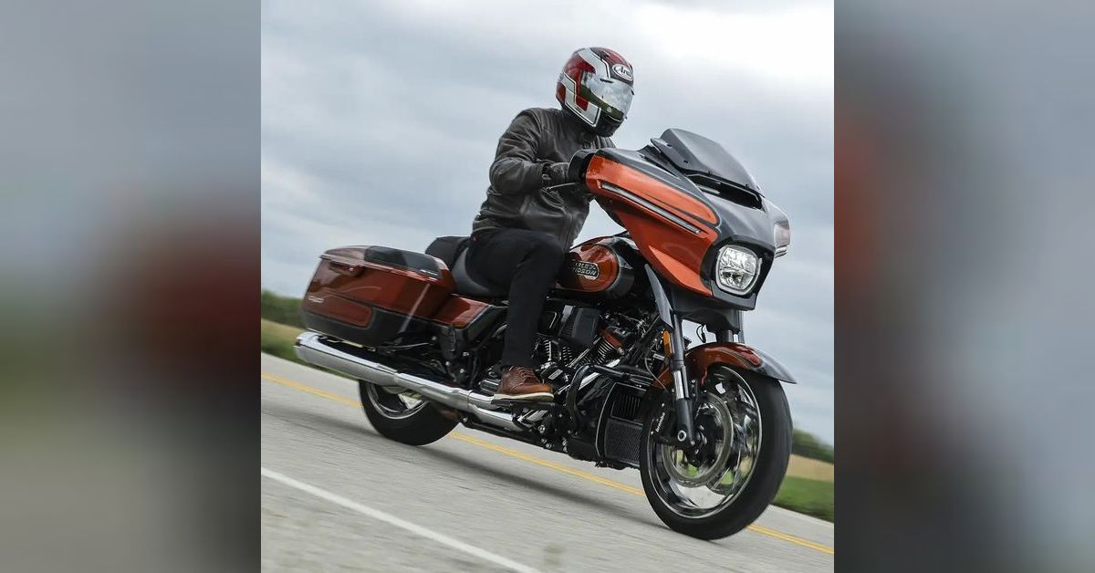 Harley-Davidson new CVOs + A’Stars Tech Air + Steve Piehl | Motos and ...