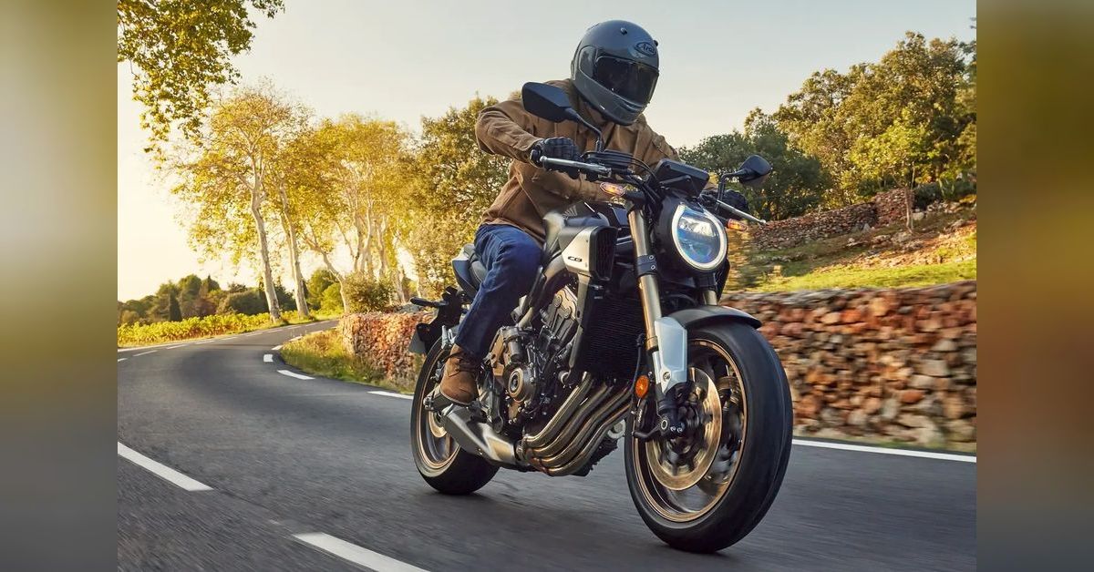 Honda E-Clutch 650R + Mark Long of Driven to Ride | Motos and Friends ...