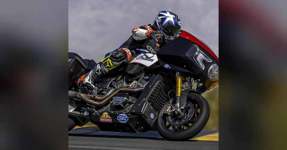 King of The Baggers Indian + Paul d’Orleans, ”The Vintagent” | Motos ...