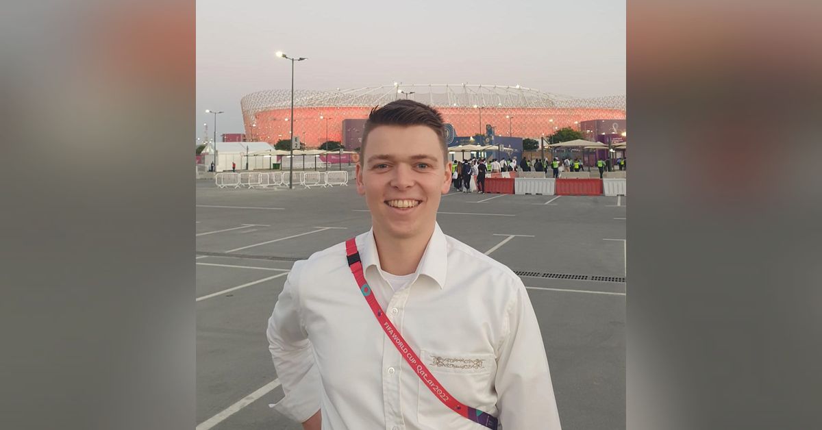 E5: Fußball WM in Katar - Kellner in der VVIP Lounge - mit Leonard ...