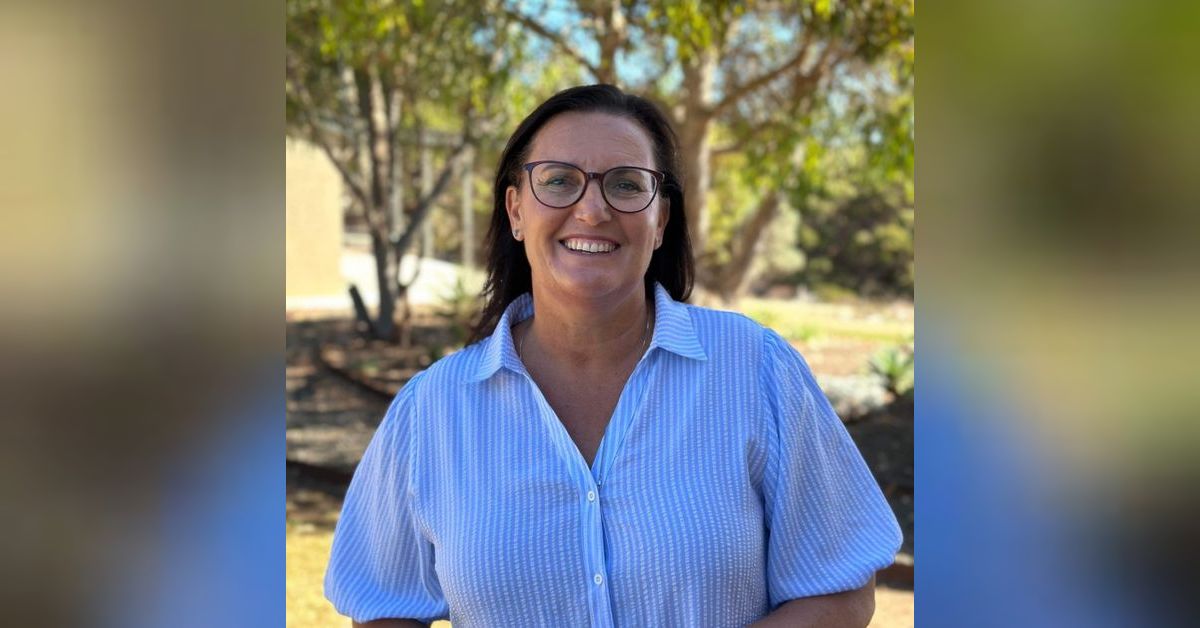 SLP 384: You Can’t Un-Hear What You’ve Heard with Annie Morris | Self Love Podcast