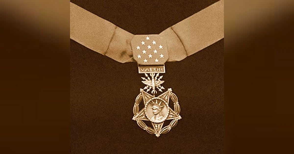 Valor Medal Review Legislation Ep.#120 | WW1 Centennial News