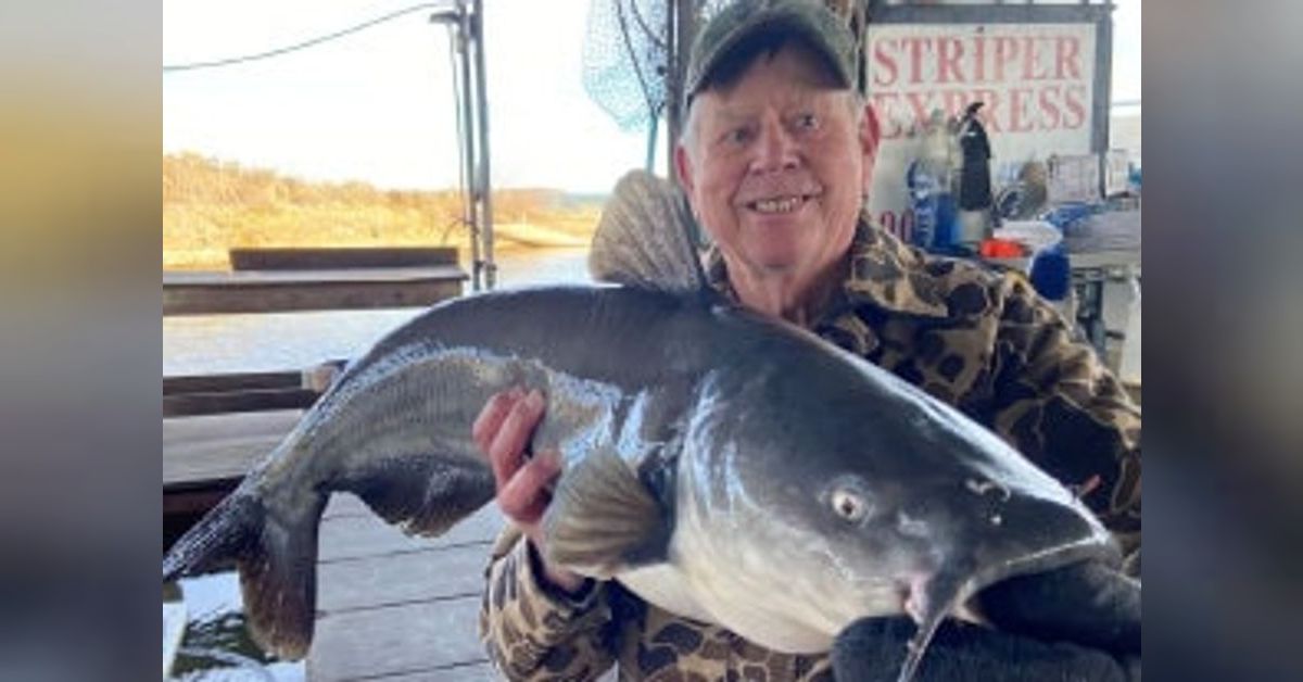 Luke and Larry Campfire Talk, Dave Ehrig on Muzzleloaders, James Carr ...