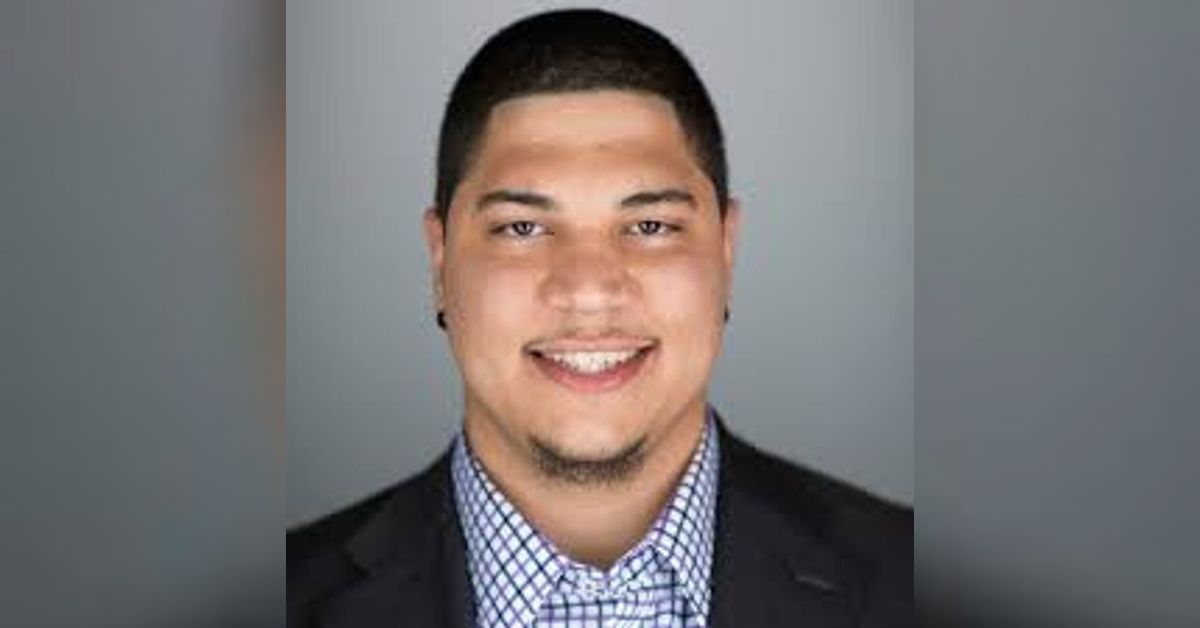 E30: Author Chris Voss's son, Brandon on the book, "Never Split the ...