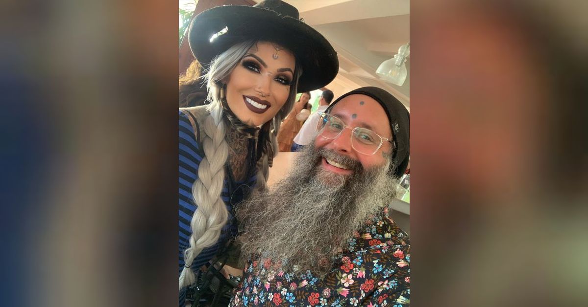 #ELOSOFUMARTAKES - 238th Take - with Cynn & Josh Coburn of Dissident ...