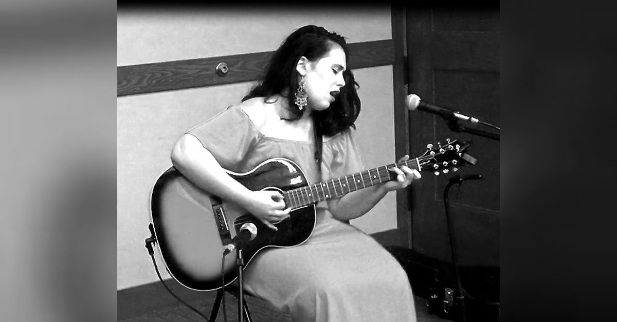 Ep 50 Which famous singer did Brie Capone punch in the face? | WNC ...