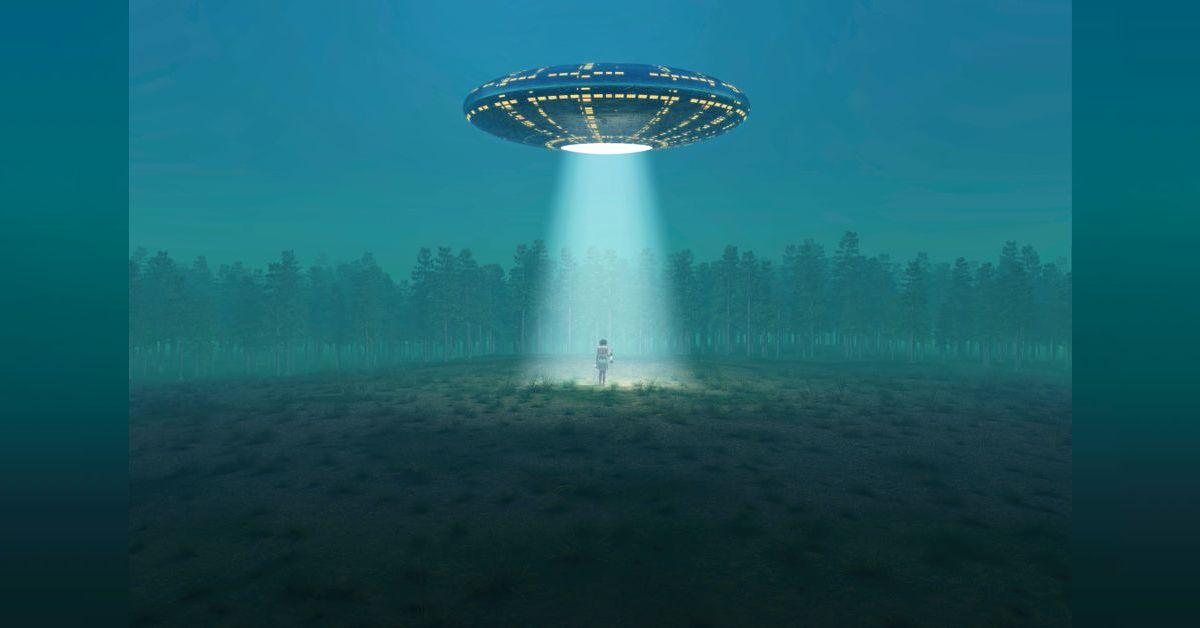 Episode 16 - Aaron Gulyas - Flying Saucers and Folklore | Some Other Sphere