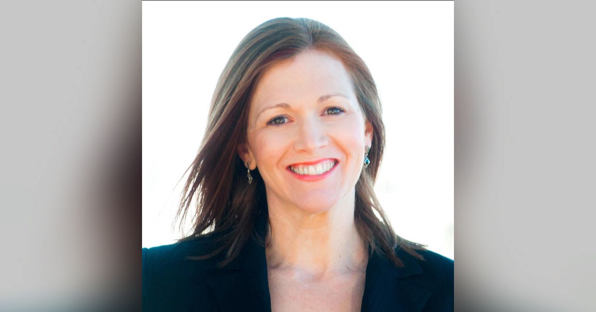 Ep 55 - Communicating (not Breaking) Bad News with Liz Crowe | The St ...