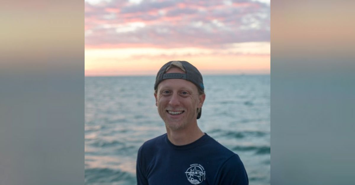 285 - Shark stress physiology, newborn sawfish, and wearing many hats ...