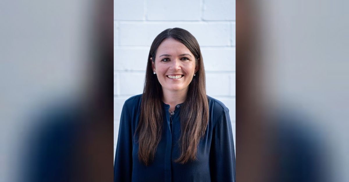 Lindsey Mach - Lindsey Noelle Publishing | The Accidental Entrepreneur