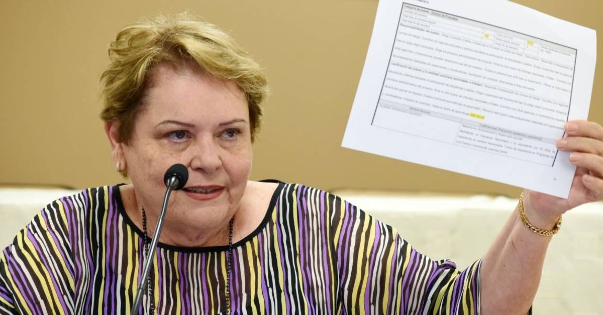 Aida Díaz niega su familia sea millonaria | Con Los Editores