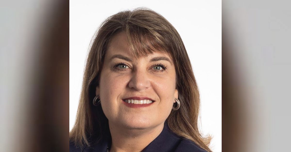 Jennifer Bowen: Creating an Experience Center | DMOU: Destination ...