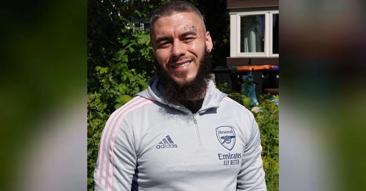 #197 ’mijn hand is een hand voor het leven’ - Hamza Voerman ...