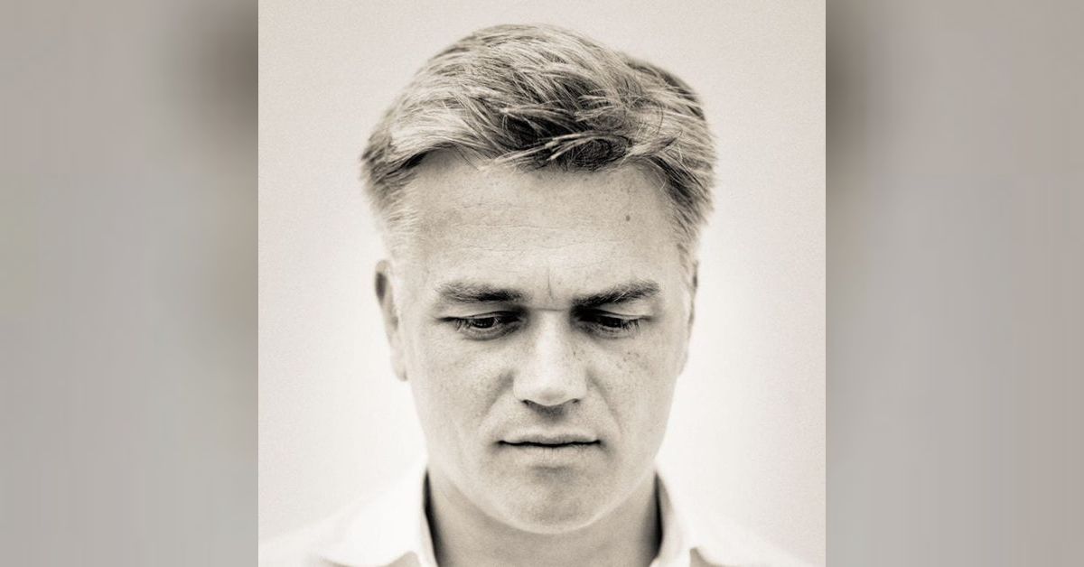 Episode 5 - Ed Gardner | a mic on the podium