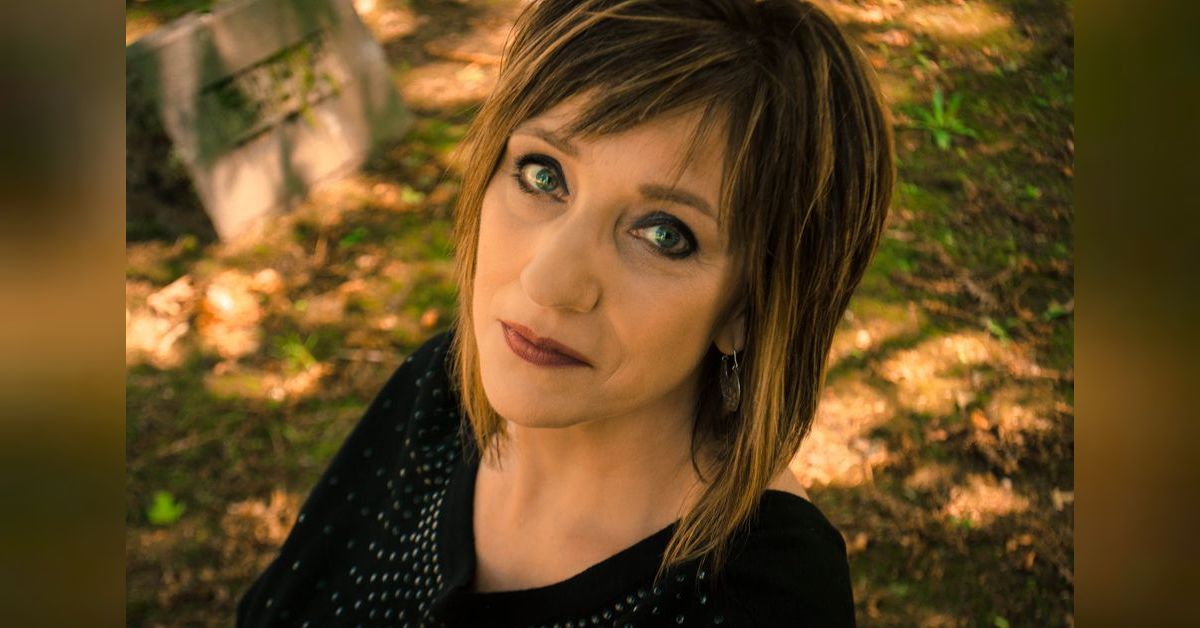 Sharon Anderson -- Episode 7 -- Decomposing Lovers | Blondie and the Brit