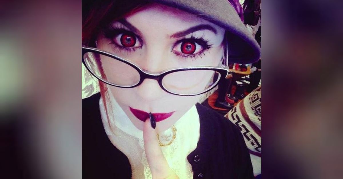 #32| Caitlin Macatee (Stand Up Comedian) | Horribly Awkward