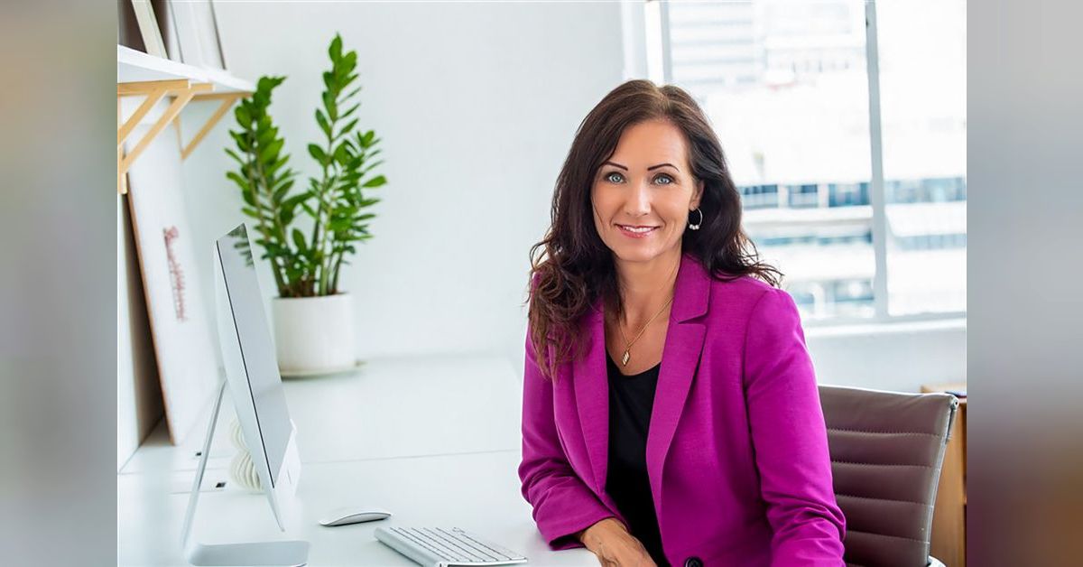 Money Mindset Makeover: Transform Your Relationship with Money with ...