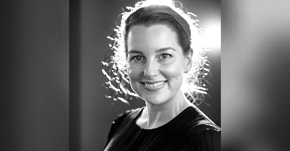 Marching to The Beat Of Her Own Drum with Tiffanie Yael Maoz S01 EPS510 | Empowerography