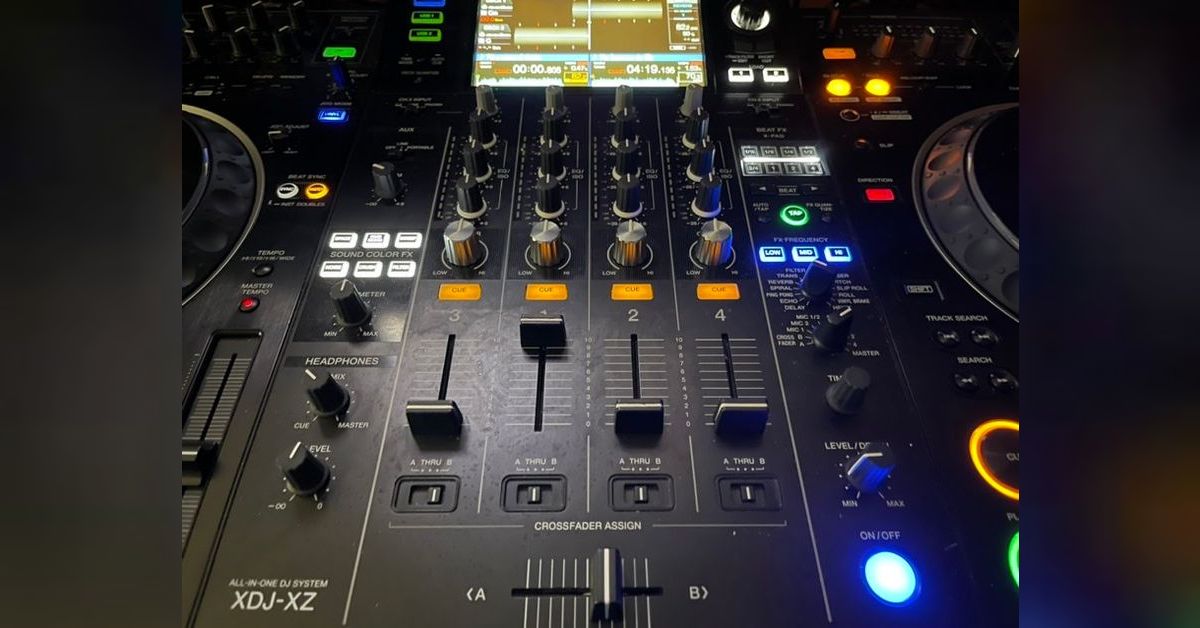 20230416 NM6 - Tardes Sensuales con la BB (Salsa Romantica) | NM6 Radio