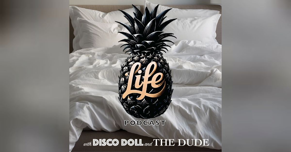 Sigma Males and the Massage Mushroom Cult | Pineapple Life Podcast